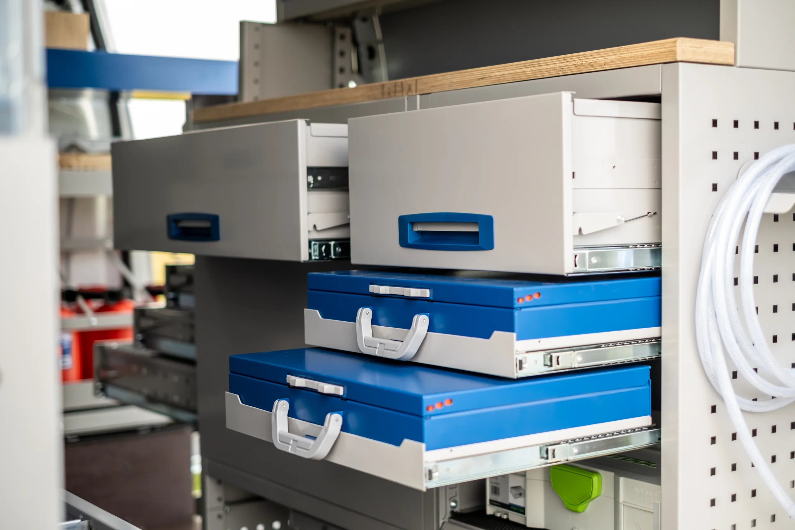 Smart Storage Solutions for Your Delivery Vehicle: Unveiling Our Drawer ...